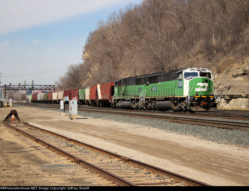 BNSF 1475